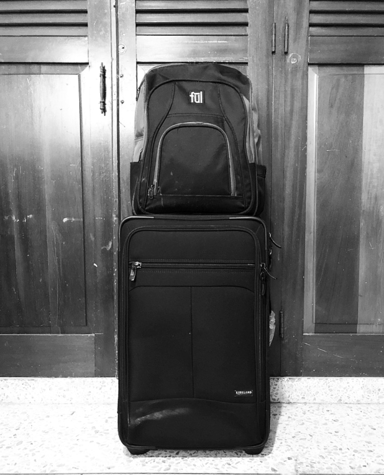 2 Bags and 2 Carry-ons: Is It Possible?