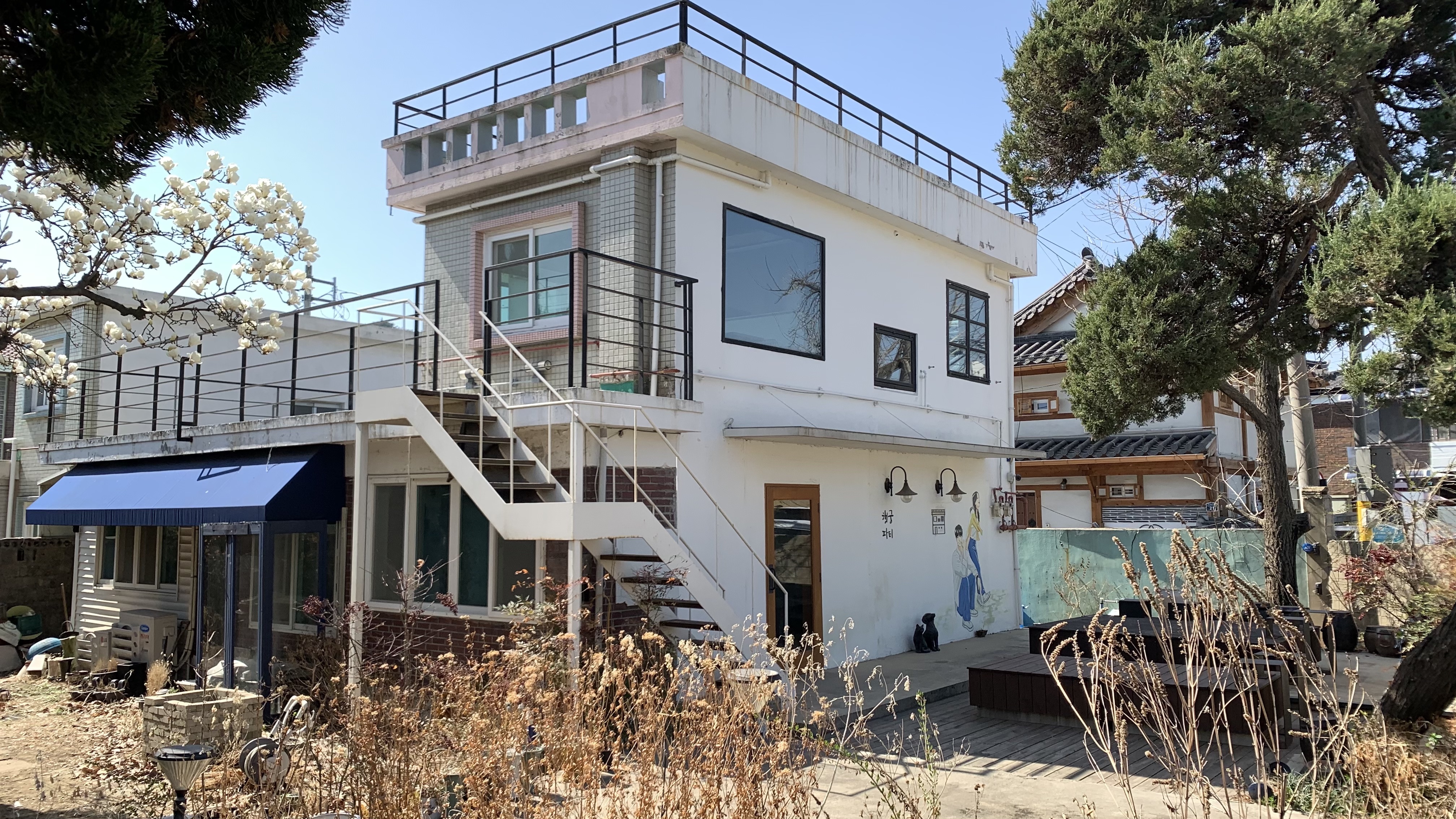 Visiting K-Drama: ‘Our Beloved Summer’ (그 해 우리는) Filming Locations