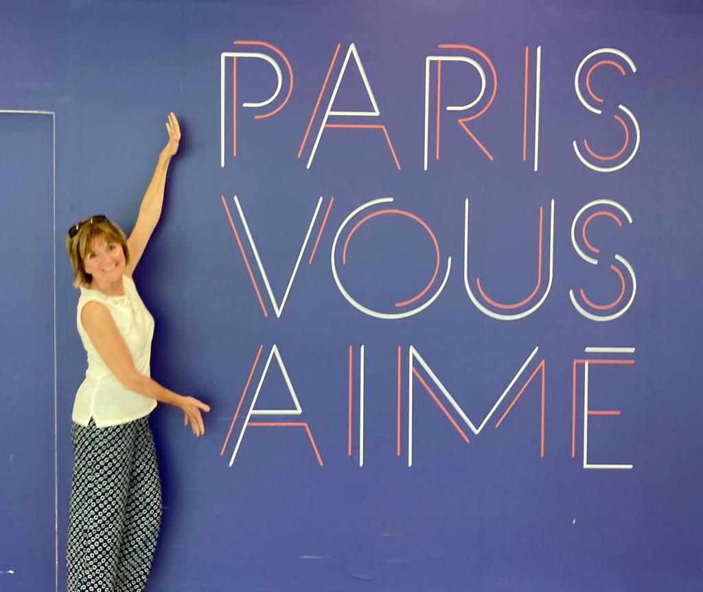 Paris Vous Aime!