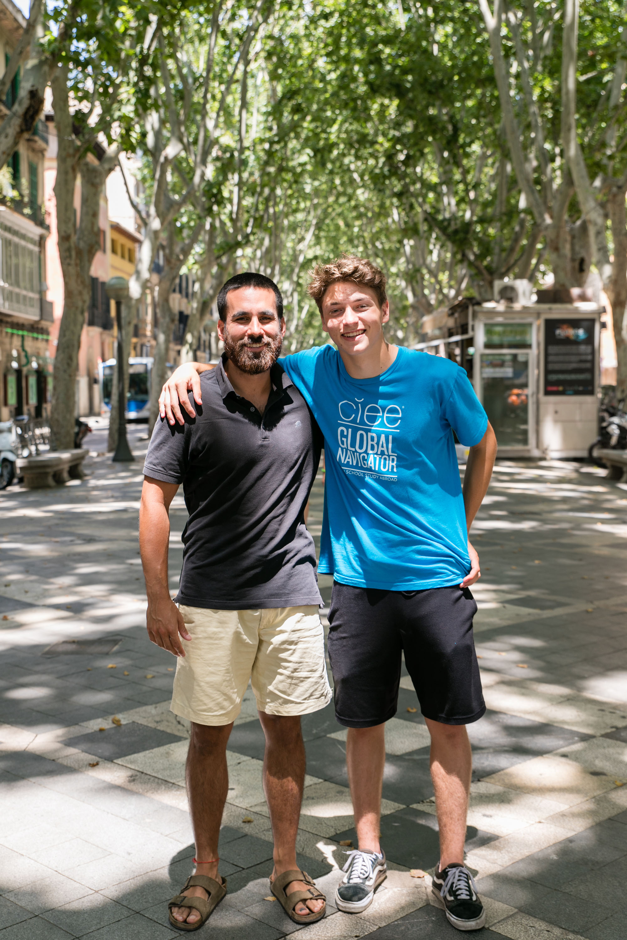 Apply to Be a CIEE Global Navigator Program Leader