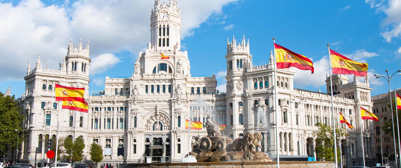Summer Intern + Study Abroad | Madrid | College Study Abroad | CIEE