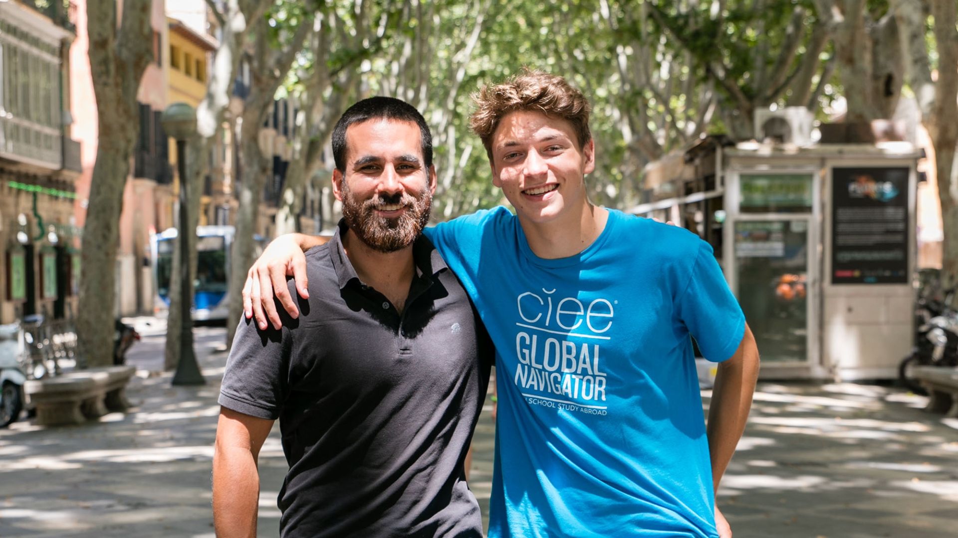 Apply to Be a CIEE Global Navigator Program Leader