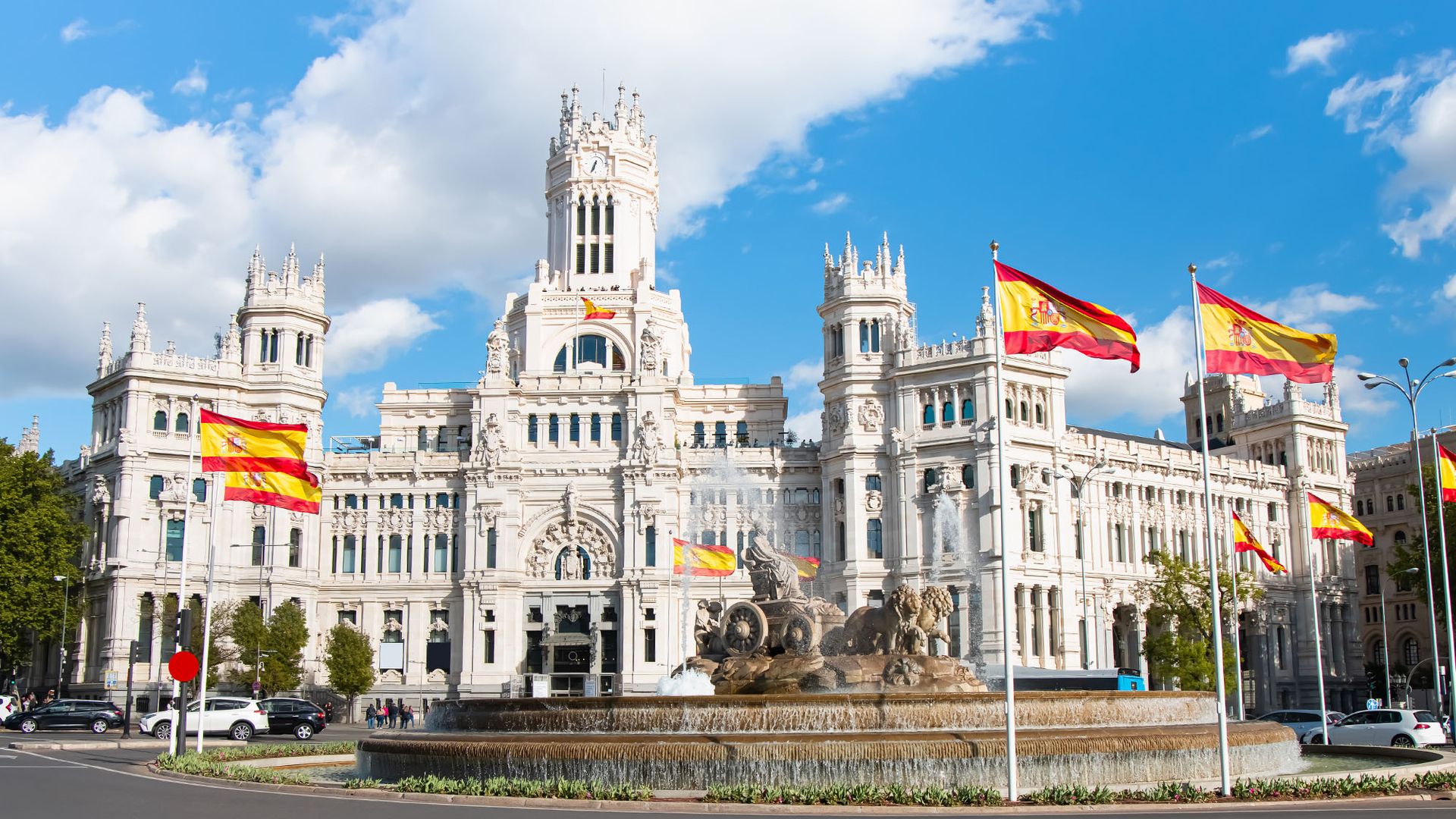 Summer Intern + Study Abroad | Madrid | College Study Abroad | CIEE