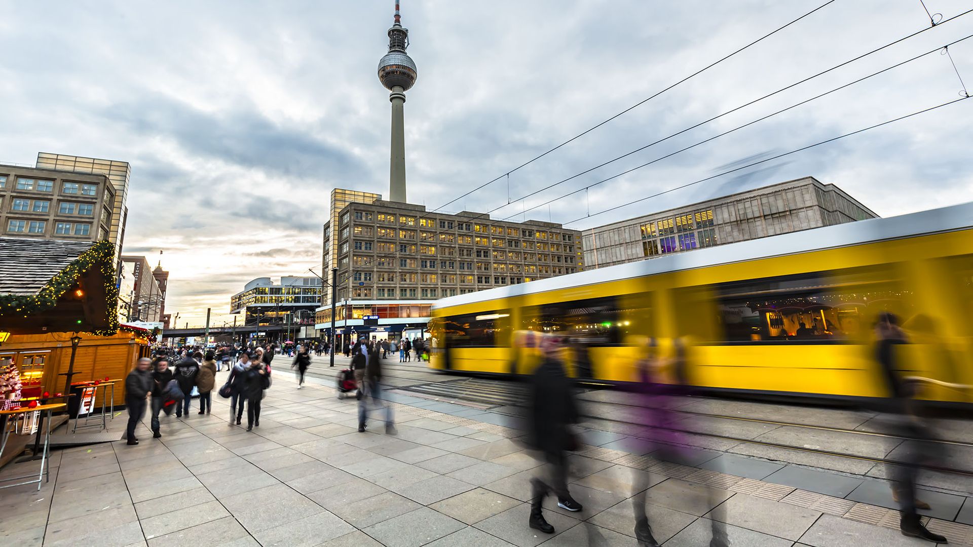 Semester Intern + Study Abroad | Berlin | College Study Abroad | CIEE