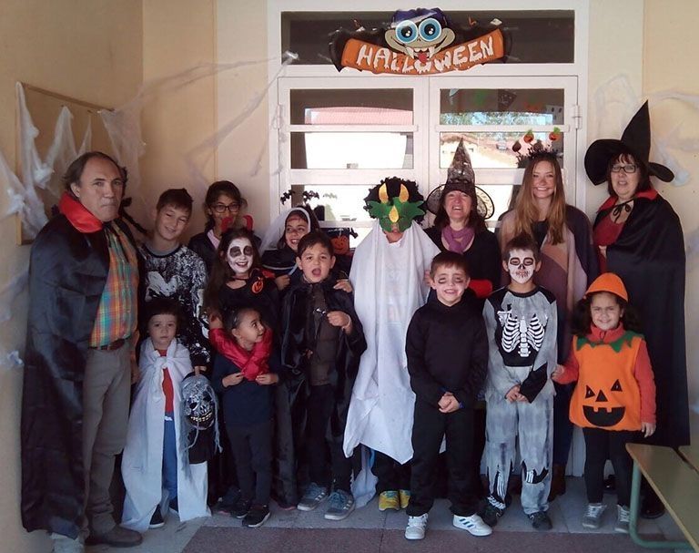 Teach In Spain Volunteer Program | CIEE