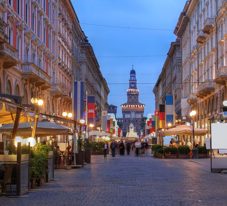 Semester Intern + Study Abroad | Milan | College Study Abroad | CIEE