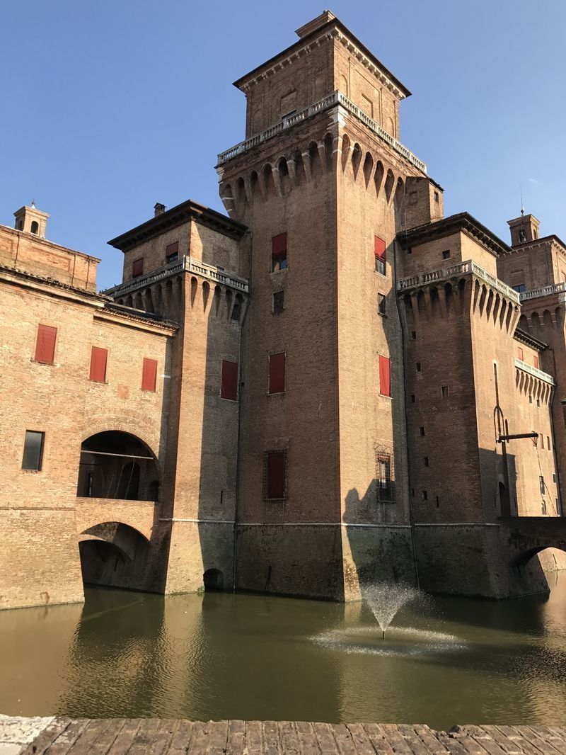 A Day at Castello Estense